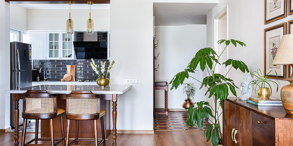 A neo-traditional home by Vedanth Design Studio in Bengaluru