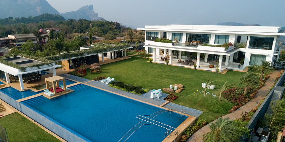 ED tours the Roshans' brand new vacation home in Khandala designed by ...