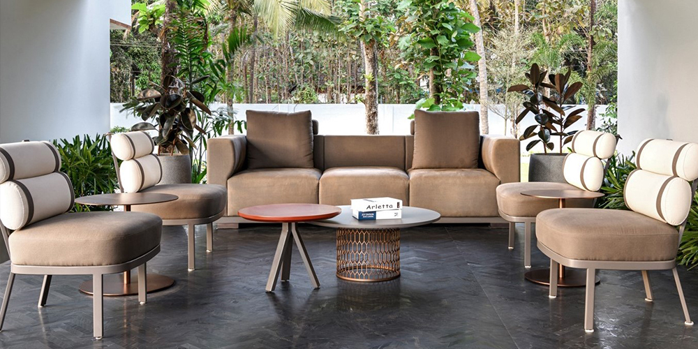 A gallery of statement furniture is Kerala home by Humming Tree