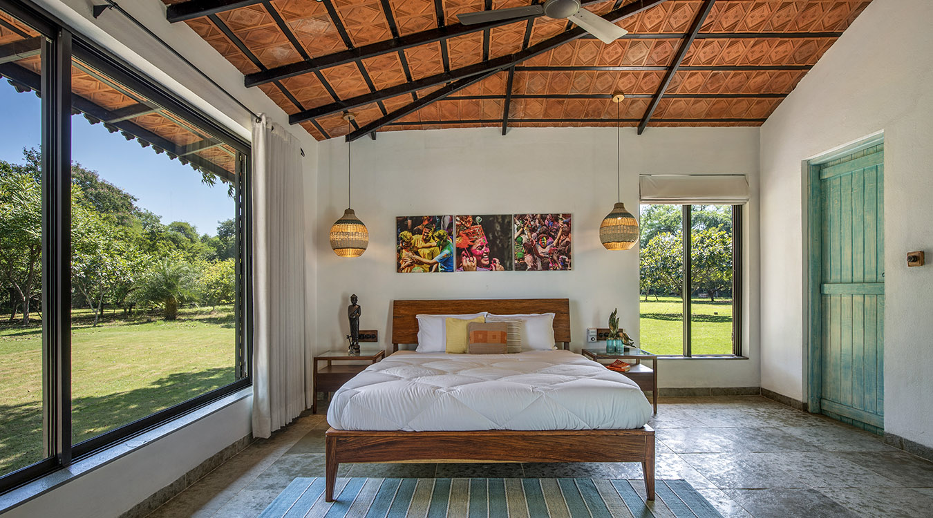 Manish Kumat imagines his Indore farmhouse in a new light where ...