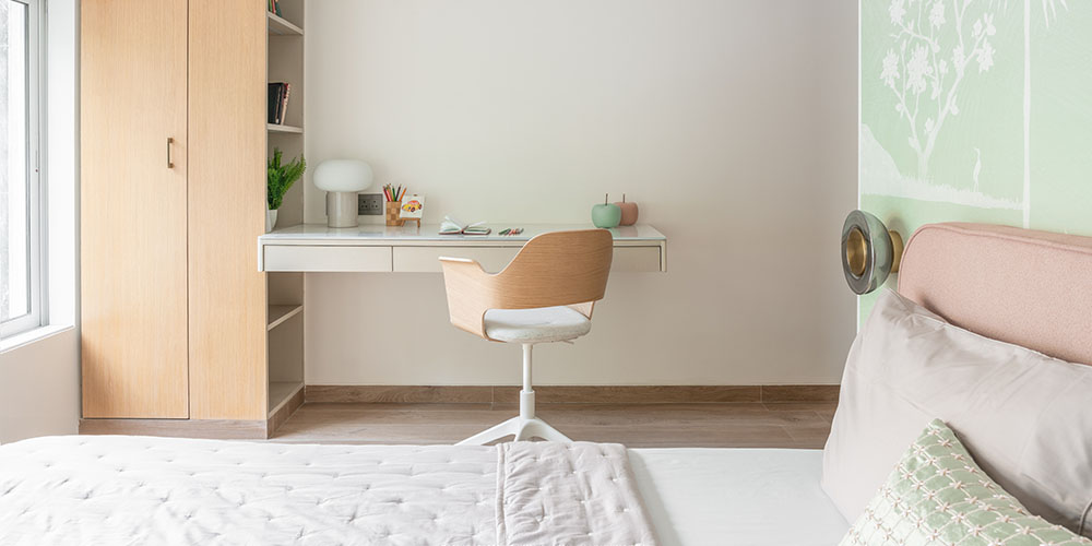 Sankraman Design Studio sculpts a Mumbai home with a tapestry of ...