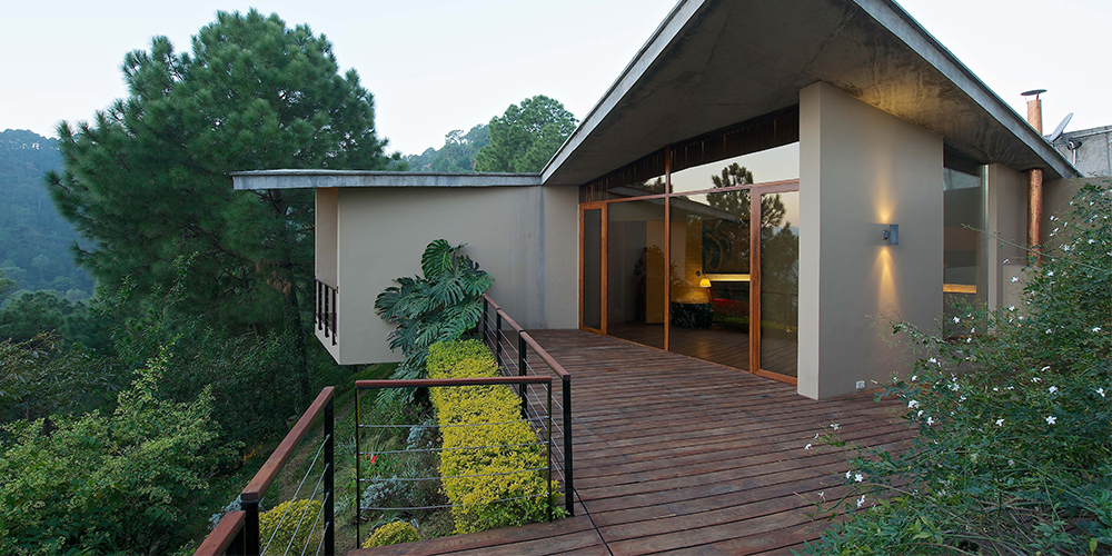 9 creatives share with us their favourite outdoor settings - Elle Decor