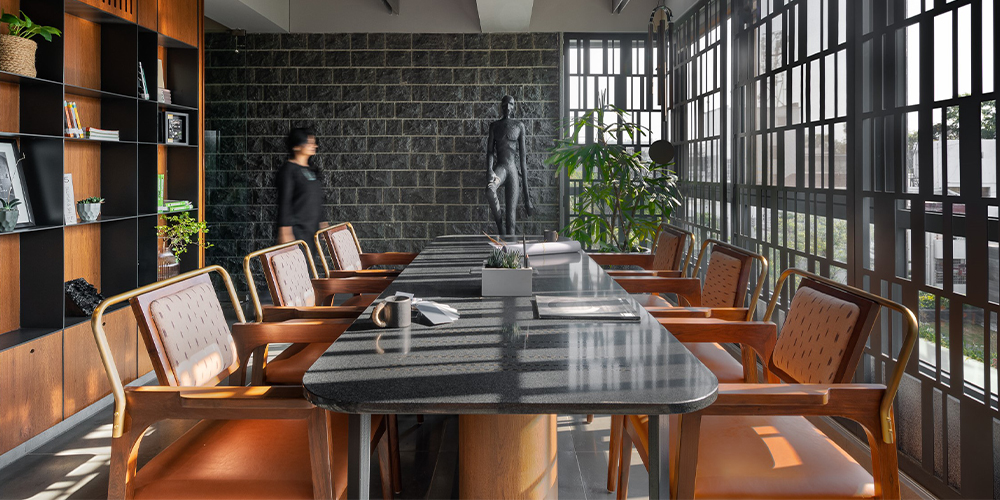 Studio Infinity designs their Pune atelier to be a creative retreat of ...