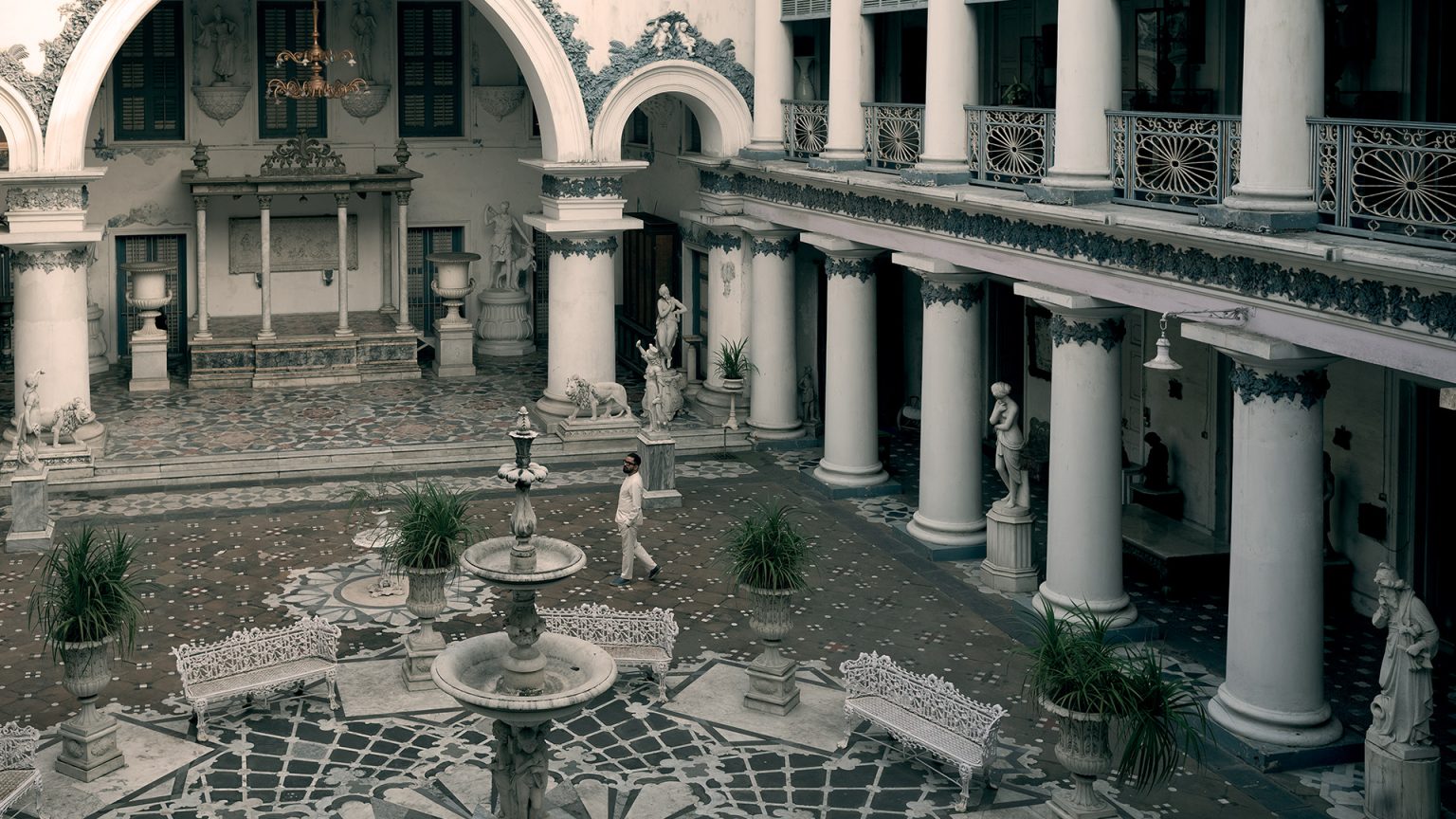 25th anniversary issue cover story: inside Marble Palace Kolkata